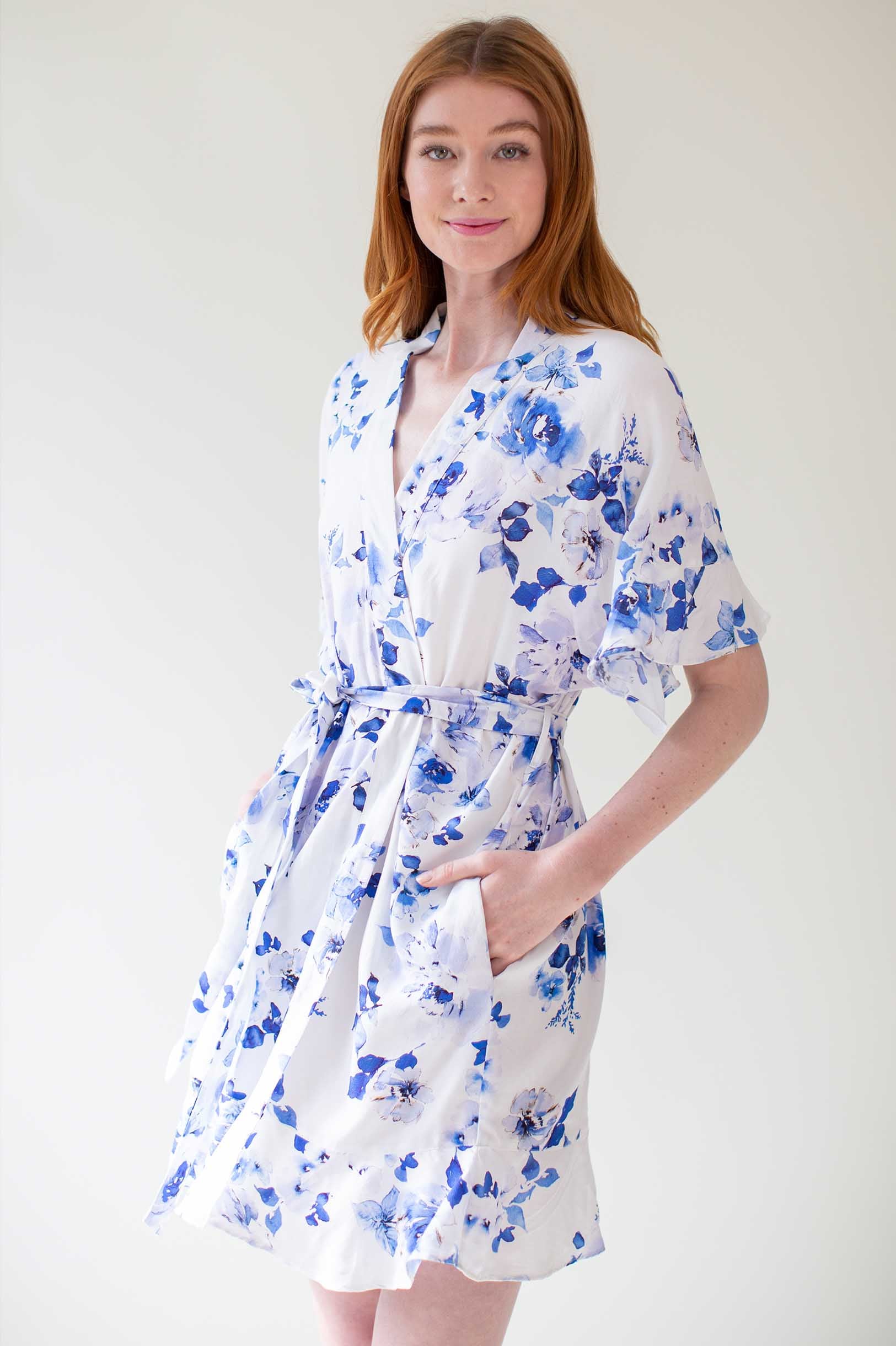 Botanical love Flounce robe in Blue floral – GirlandaSeriousDream.com